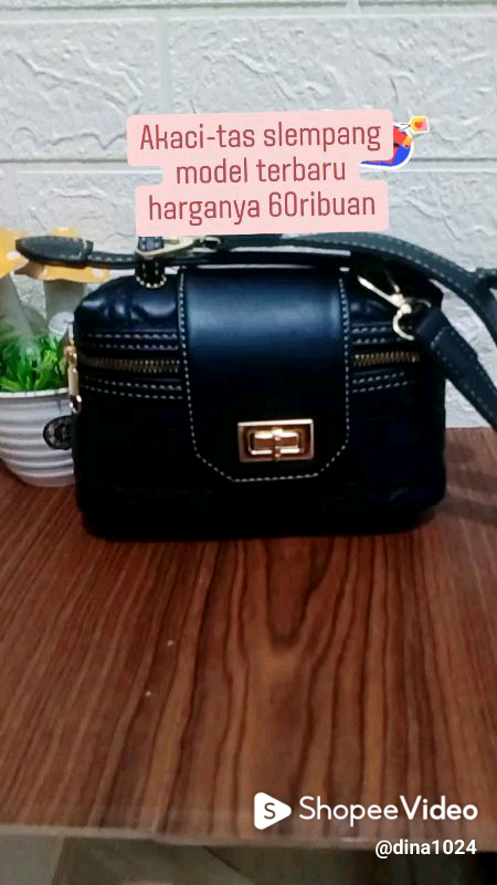 Akaci tas wanita kekinian murah bahan lembut#akaci#tas#taswanita#tasselempang#tasmurah# ...
